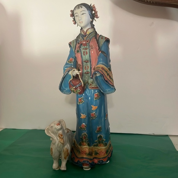 Art | Antique Chinese Shiwan Porcelain 11 Maiden Figurine With Dog ...